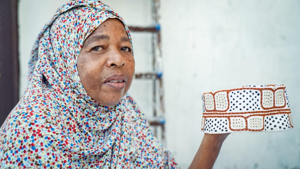 {DAAWO SAWIRADA} Faadumo Jeylaani iyo Joogteynta dhaqankii soo-jireenka ...